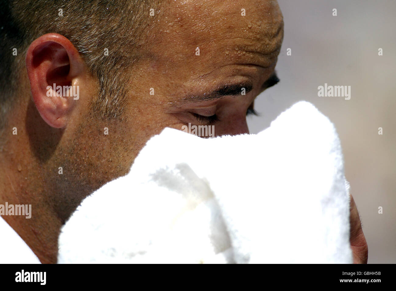 Tennis - Stella Artois Championship - Second Round - Igor Andreev v ...