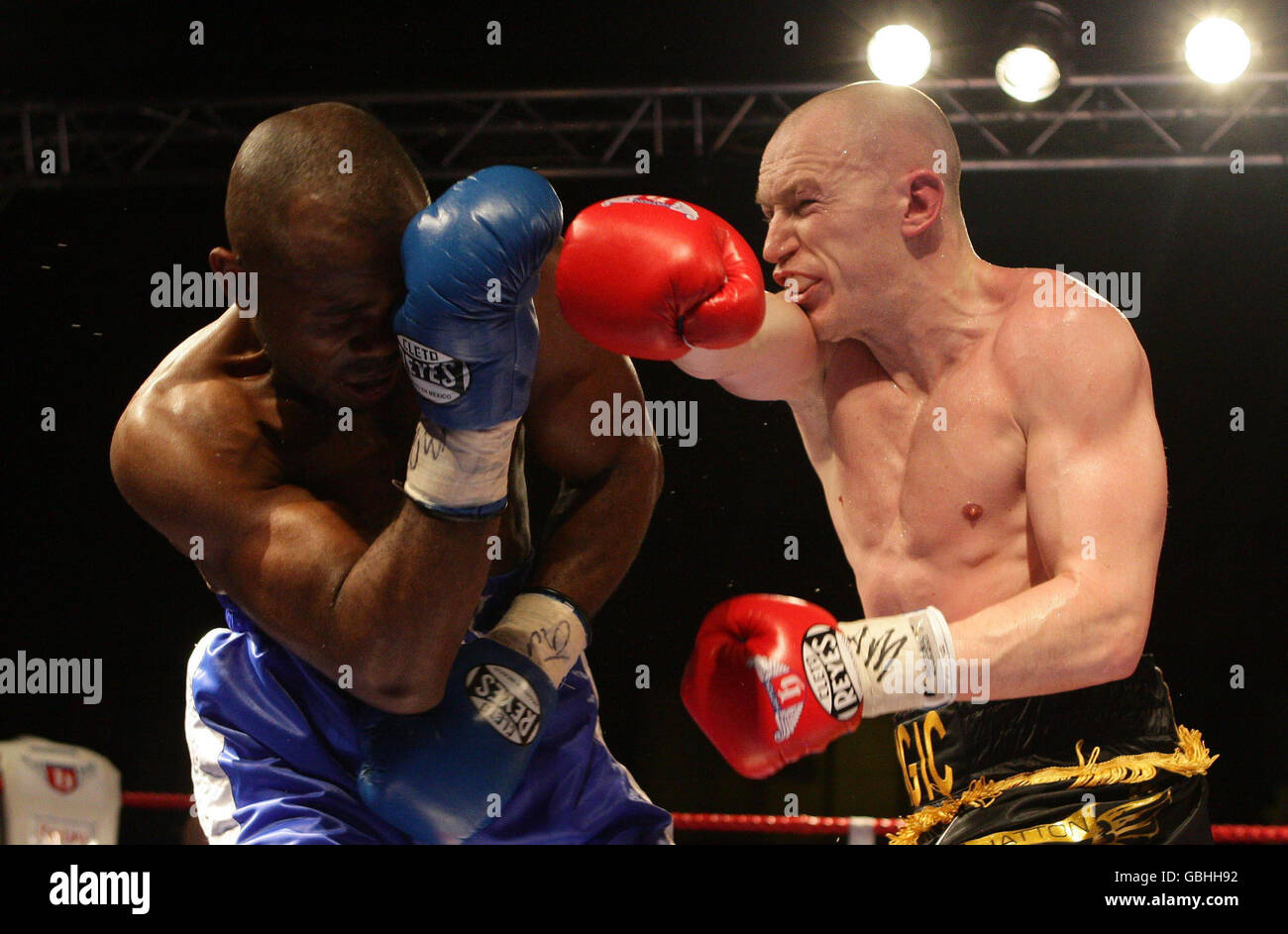 Boxing - Welterweight Bout - Matthew Hatton v Ted Bami - Altrincham Leisure Centre Stock Photo ...