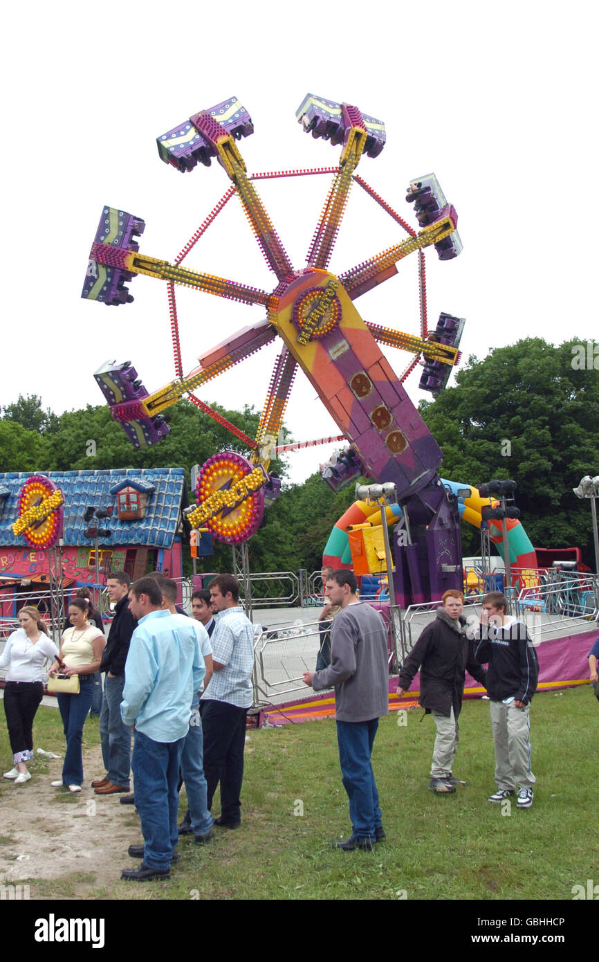 Epsom downs fun fair hi-res stock photography and images - Alamy