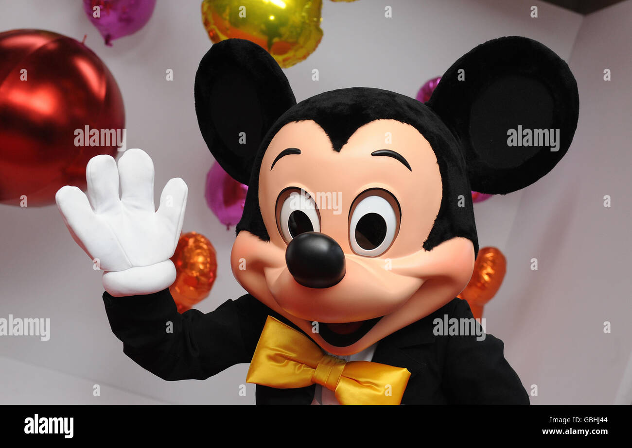 Mickey mouse during mickeys magical party at disneyland paris hi-res ...