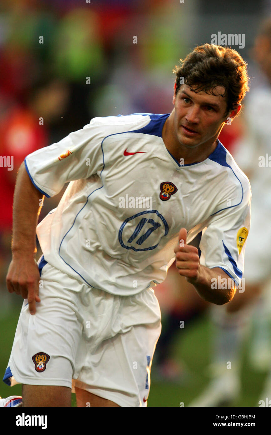 Soccer - UEFA European Championship 2004 - Group A - Spain v Russia ...