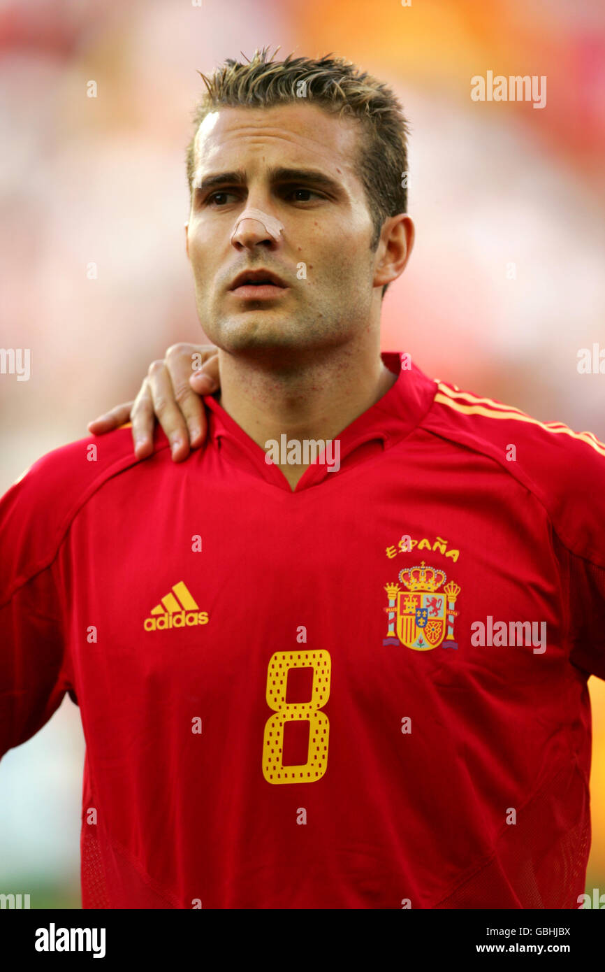 Football euro 2004 headshot head shot hi-res stock photography and ...