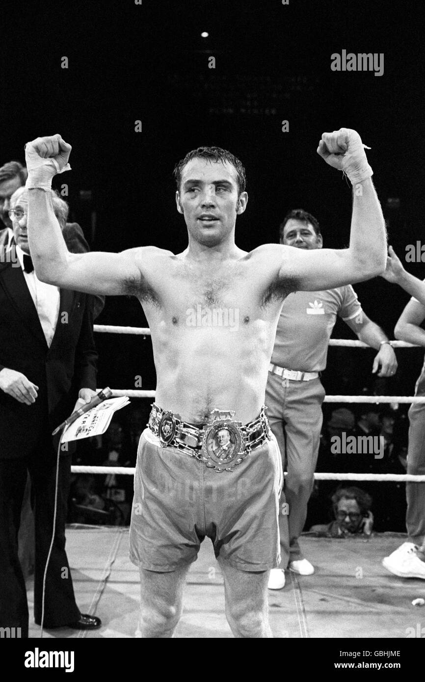 Boxing - British Middleweight Title - Alan Minter v Kevin Finnegan ...