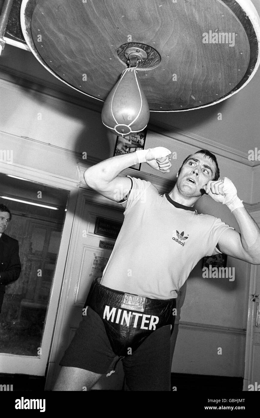 Alan minter hi-res stock photography and images - Alamy