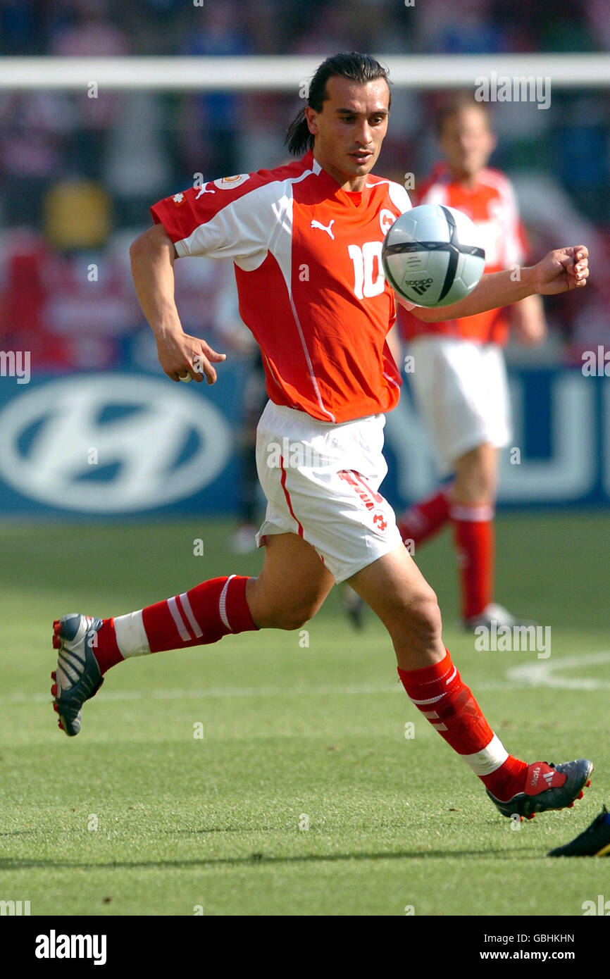 Soccer - UEFA European Championship 2004 - Group B - Switzerland v ...