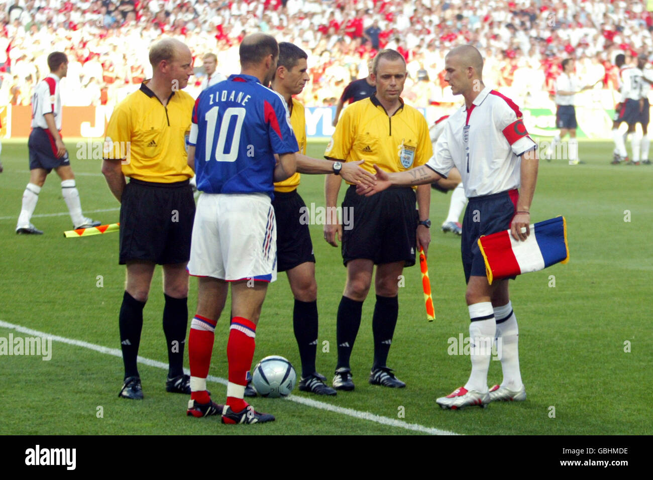 England france football zidane hi-res stock photography and images - Alamy