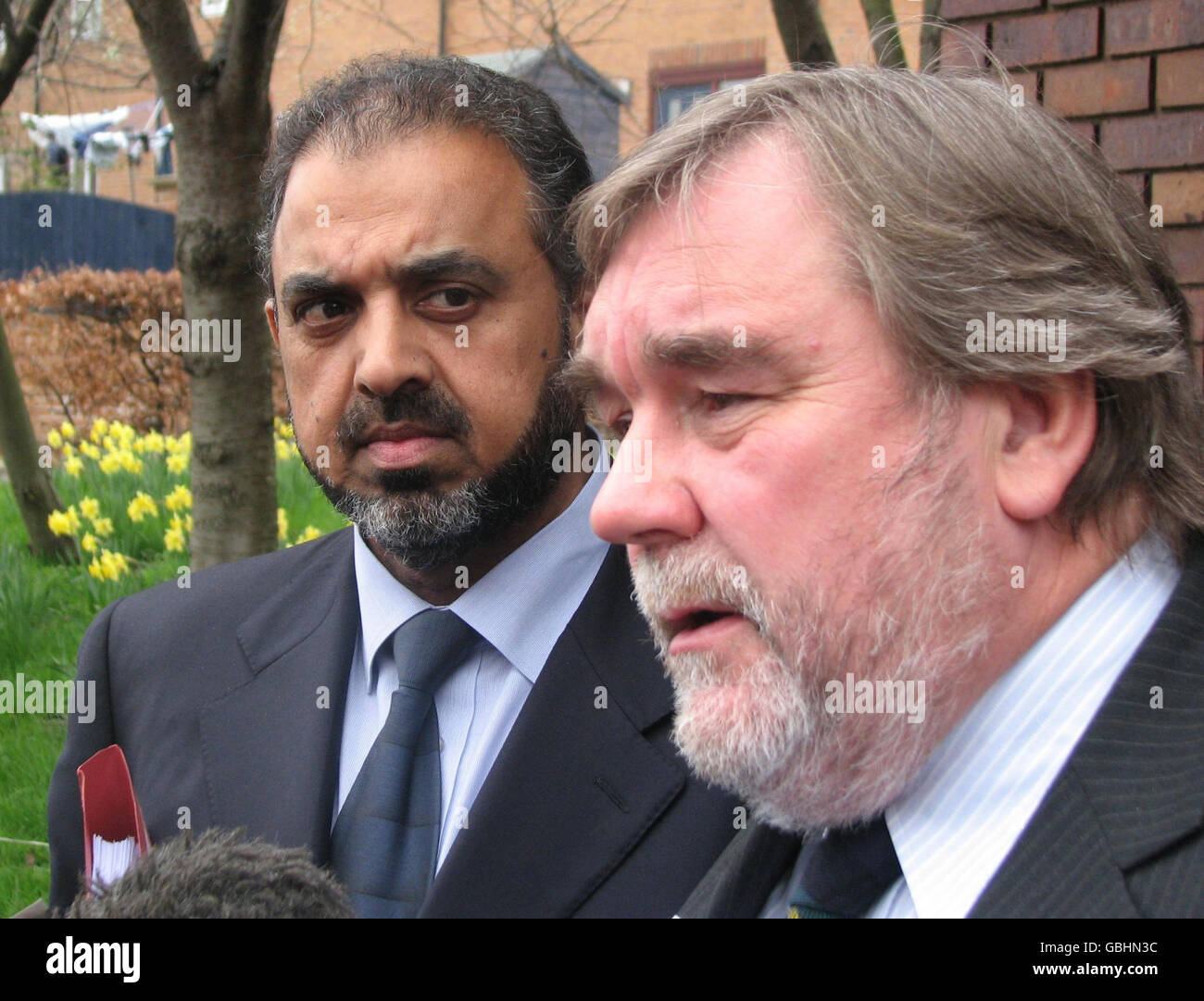 Lord ahmed outside the medico legal centre hi-res stock photography and ...