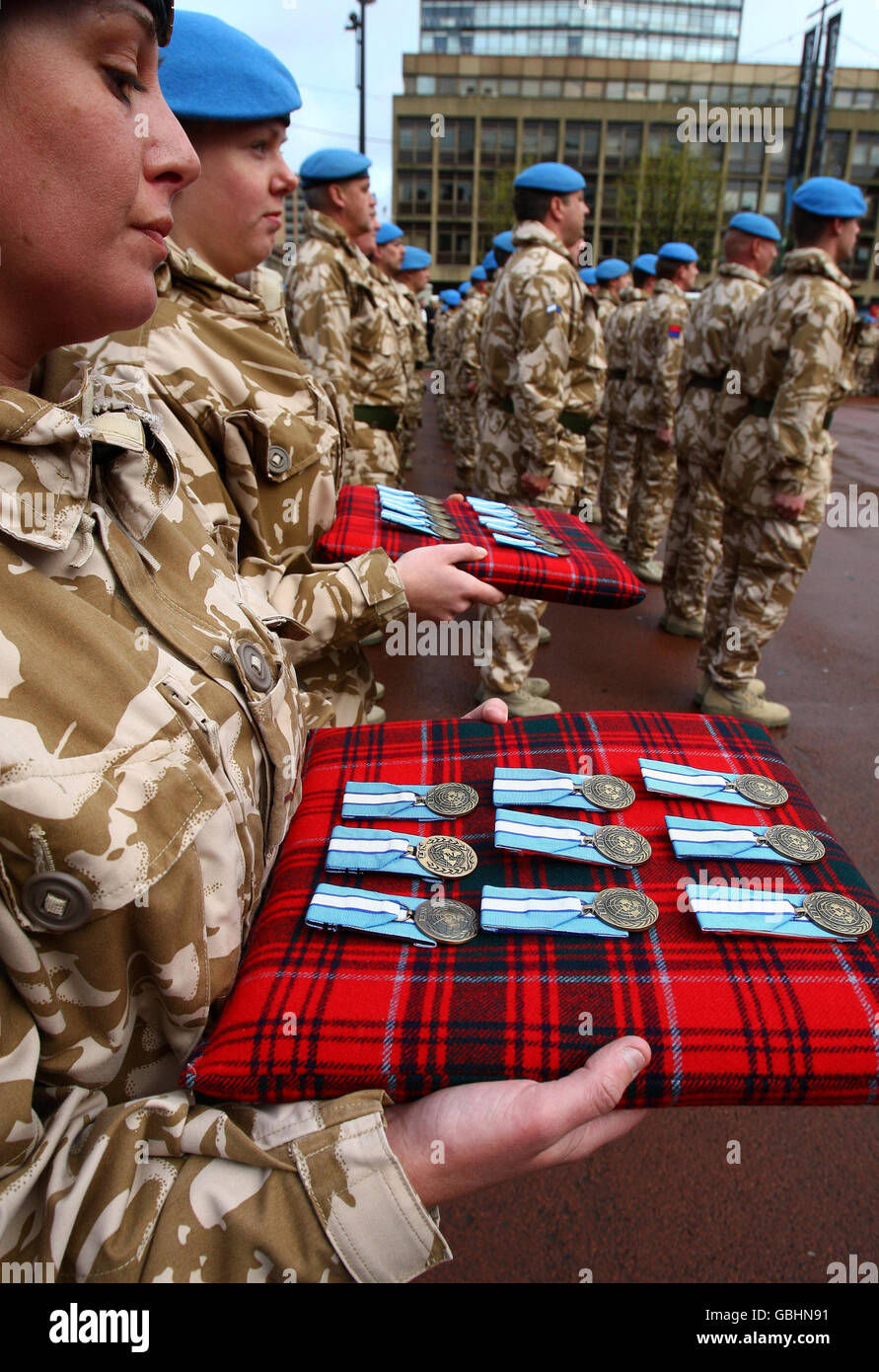 32 signal regiment group honoured Stock Photo - Alamy
