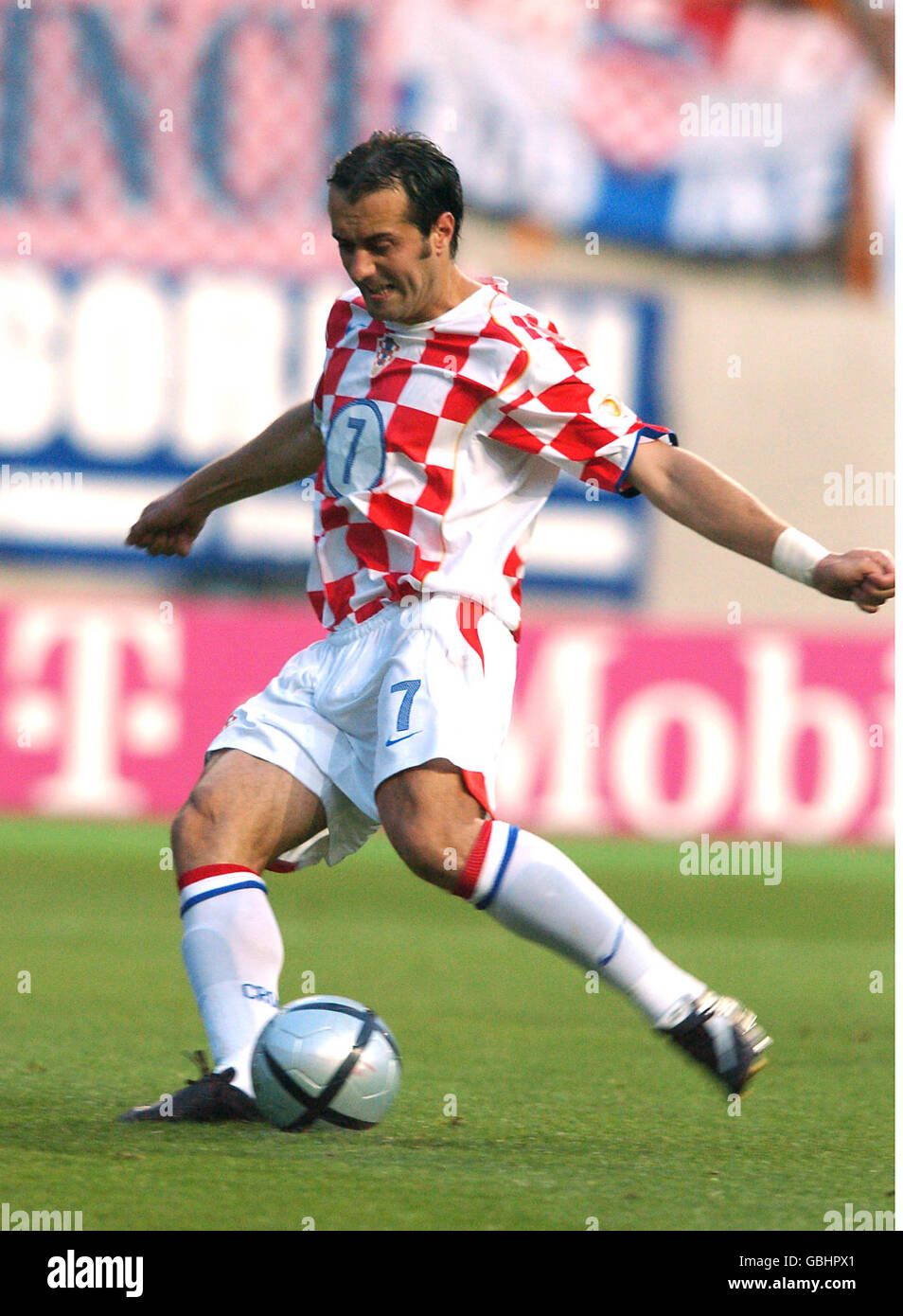 Croatia's Milan Rapaic strikes the equaliser from the penalty spot ...