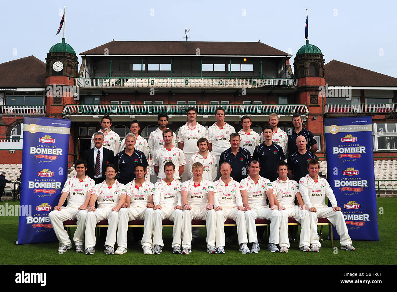 Lancashire team group back row l r stephen parry hi-res stock ...
