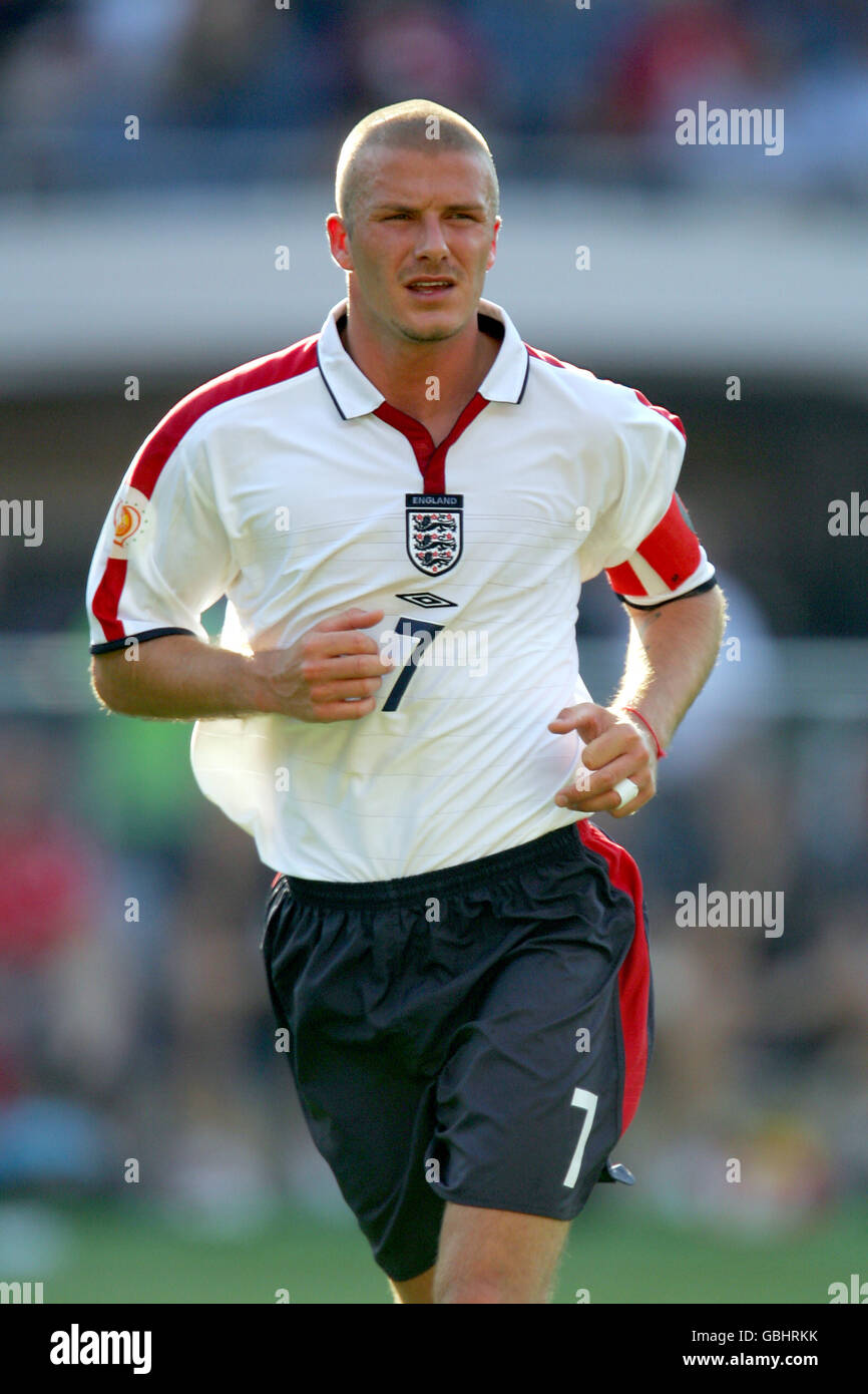 Soccer - UEFA European Championship 2004 - Group B - England v ...
