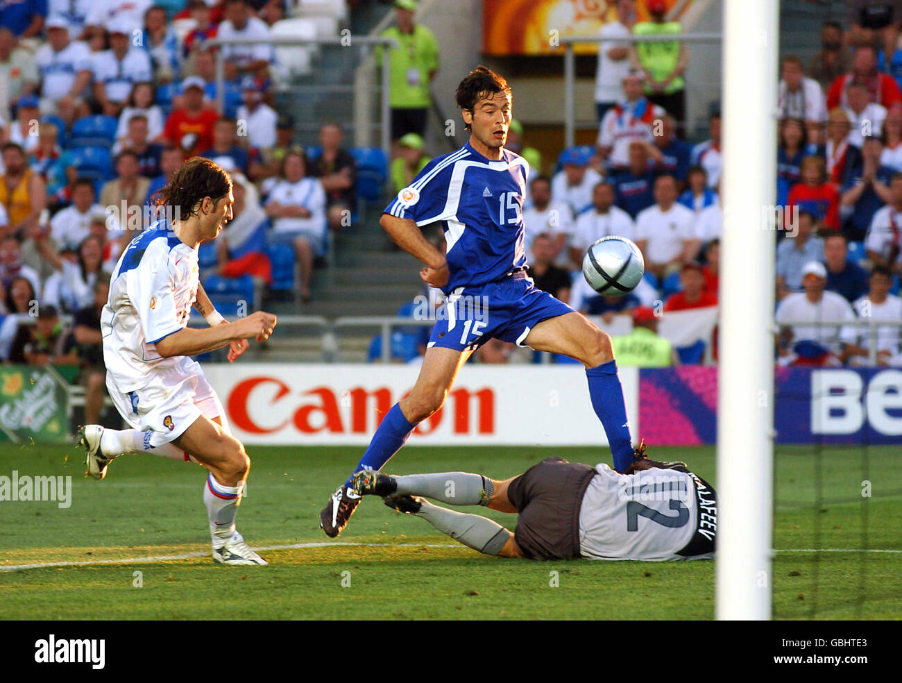 Greece euro 2004 goal hi-res stock photography and images - Alamy
