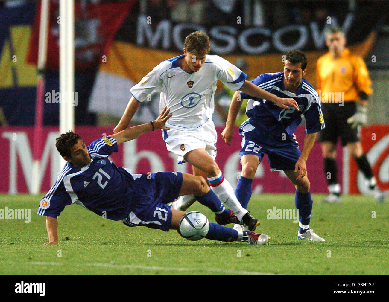 Football euro 2004 floor hi-res stock photography and images - Alamy
