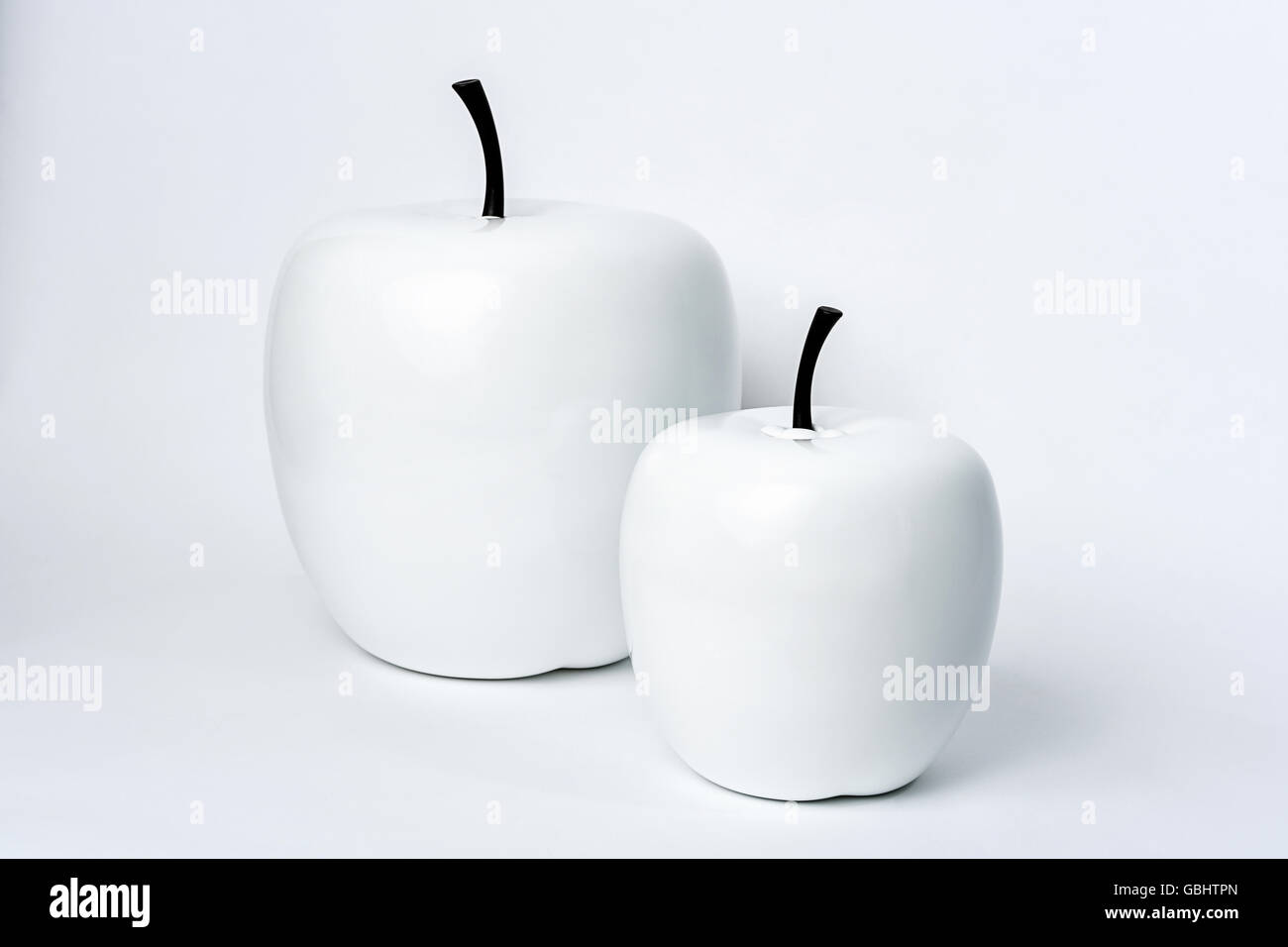 White apples in front of a white backround Stock Photo - Alamy