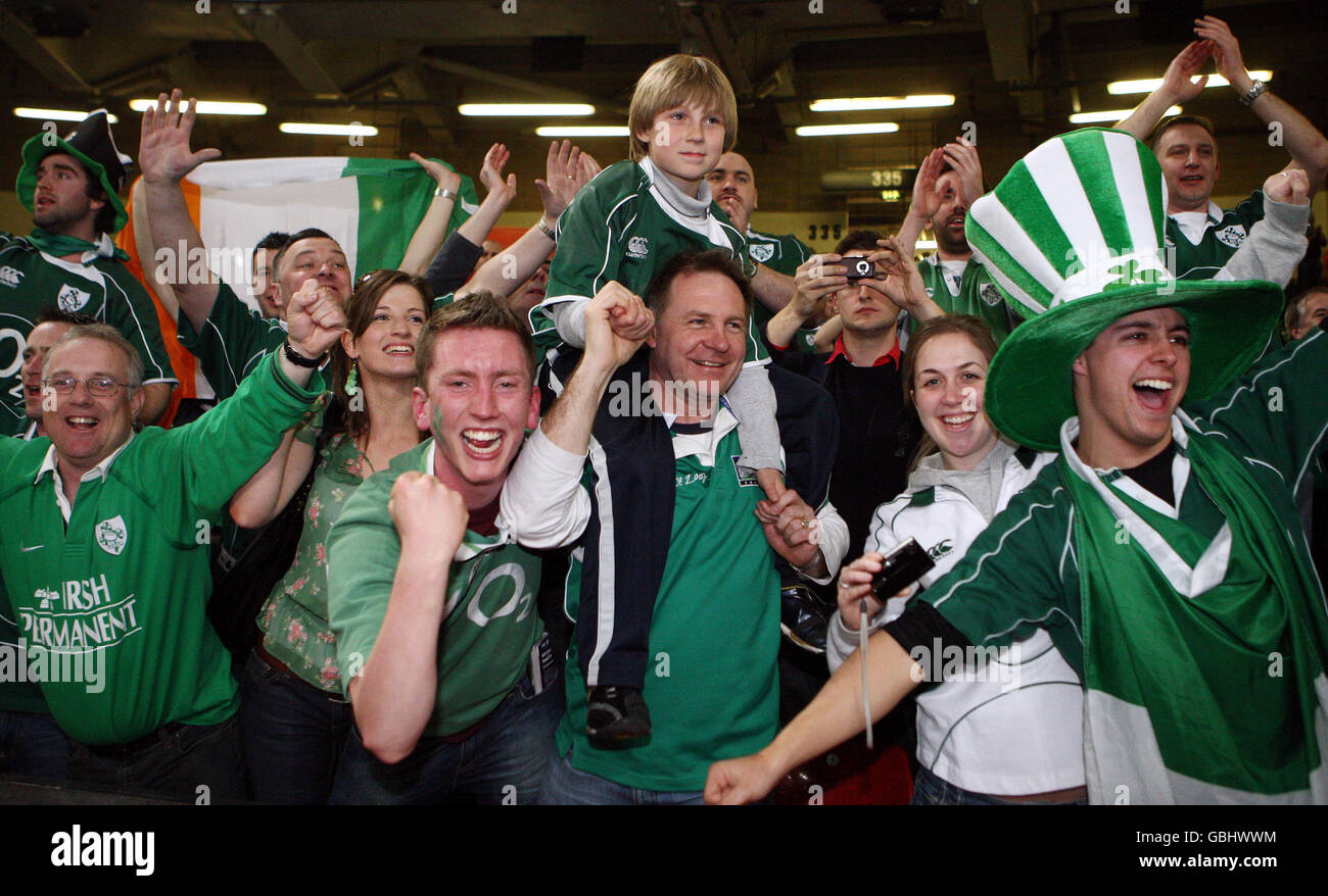 Ireland's supporters celebrate their first grand slam in 61 years after ...