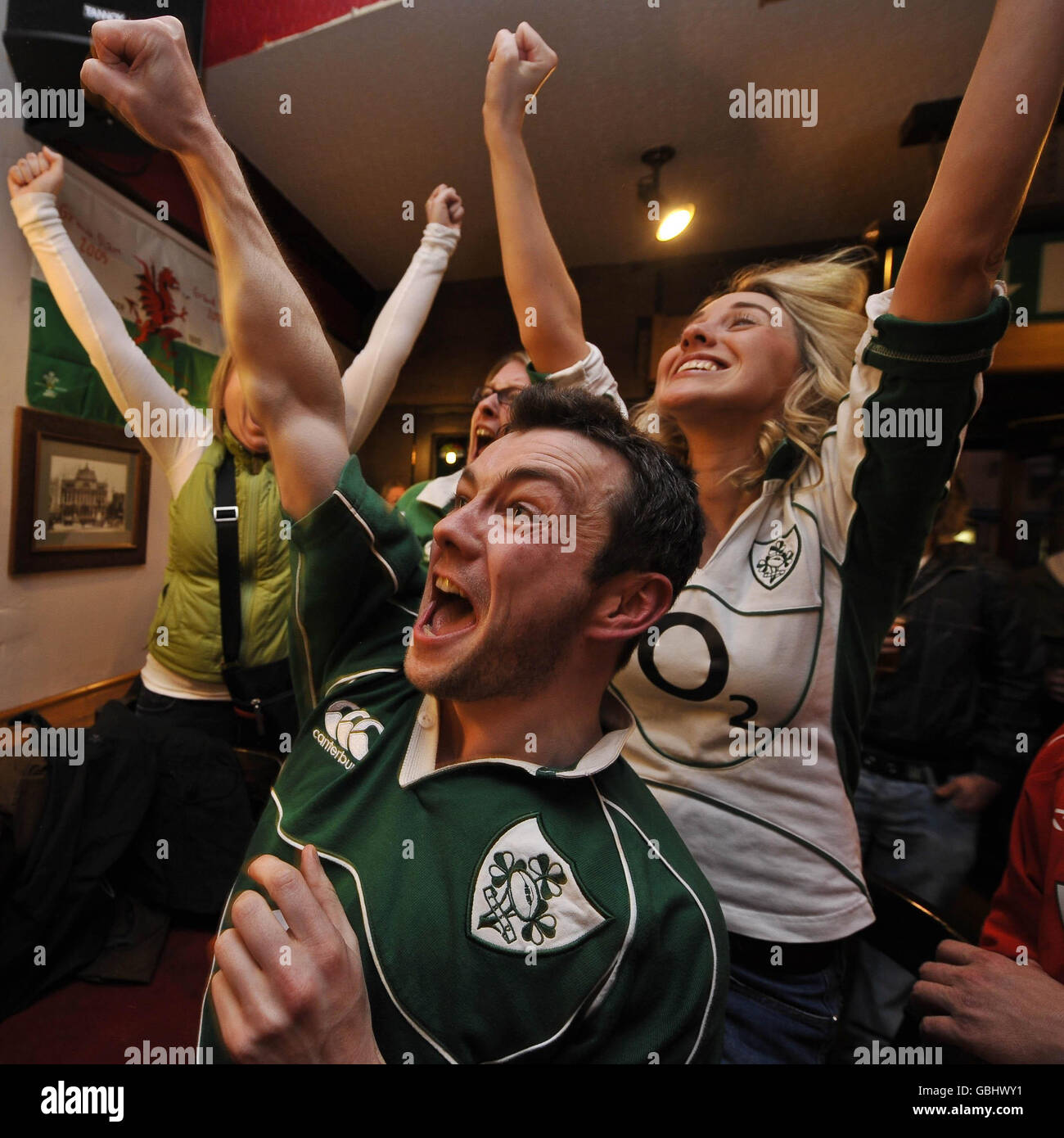 Sport rugby union celebrating arms raised clenched fist hi-res stock ...