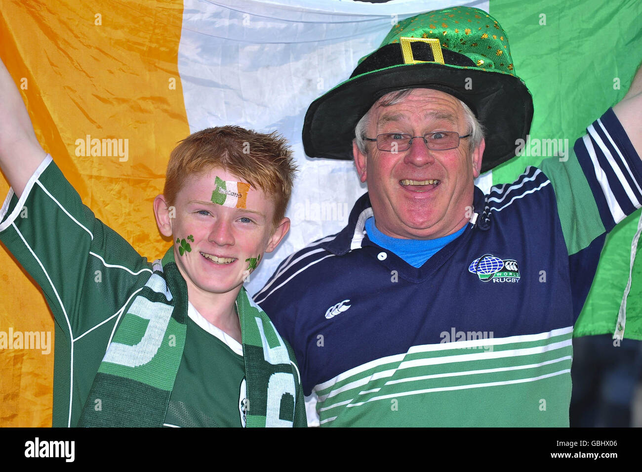 Sport rugby union face paint hi-res stock photography and images - Alamy