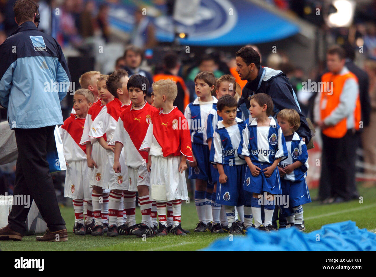 Football club mascots hi-res stock photography and images - Alamy
