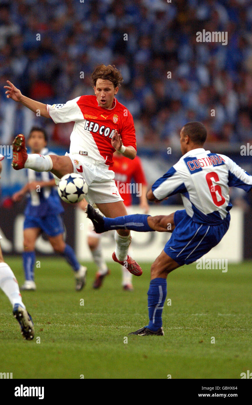 Soccer - UEFA Champions League - Final - Monaco v FC Porto Stock Photo ...