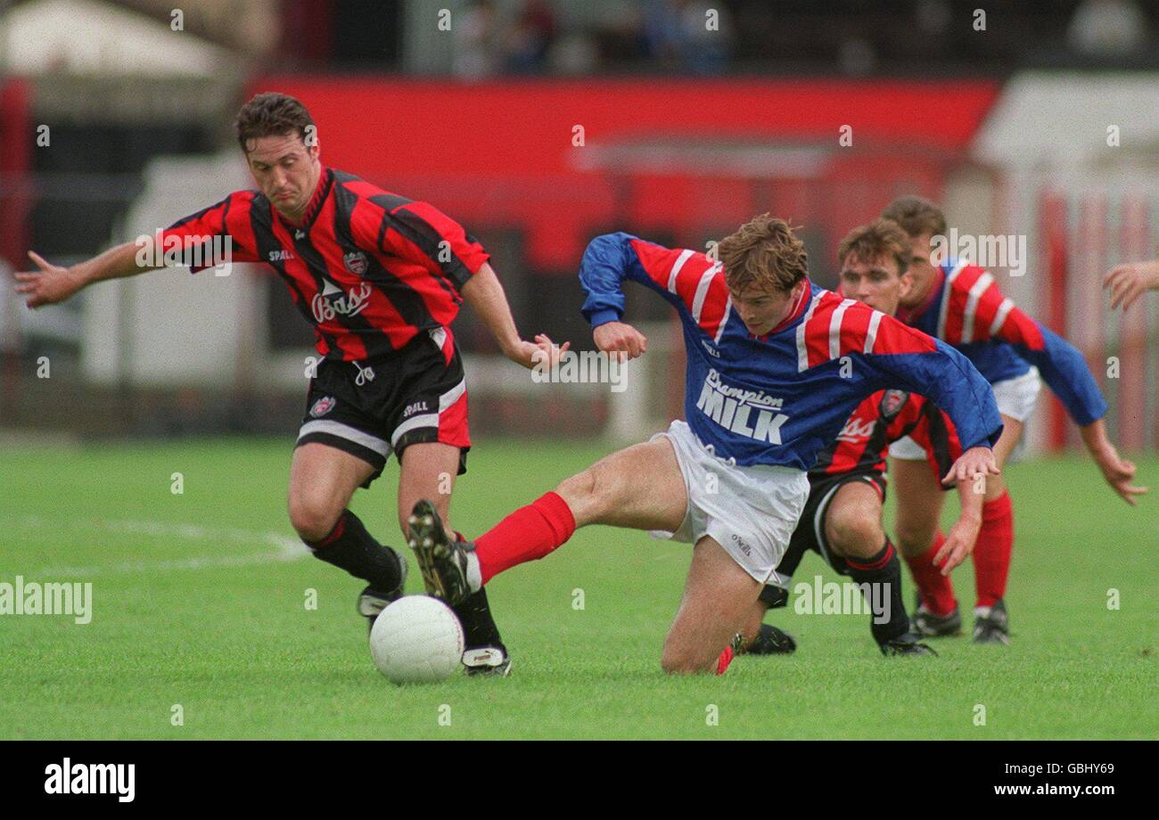 Sport irish international soccer hi-res stock photography and images ...