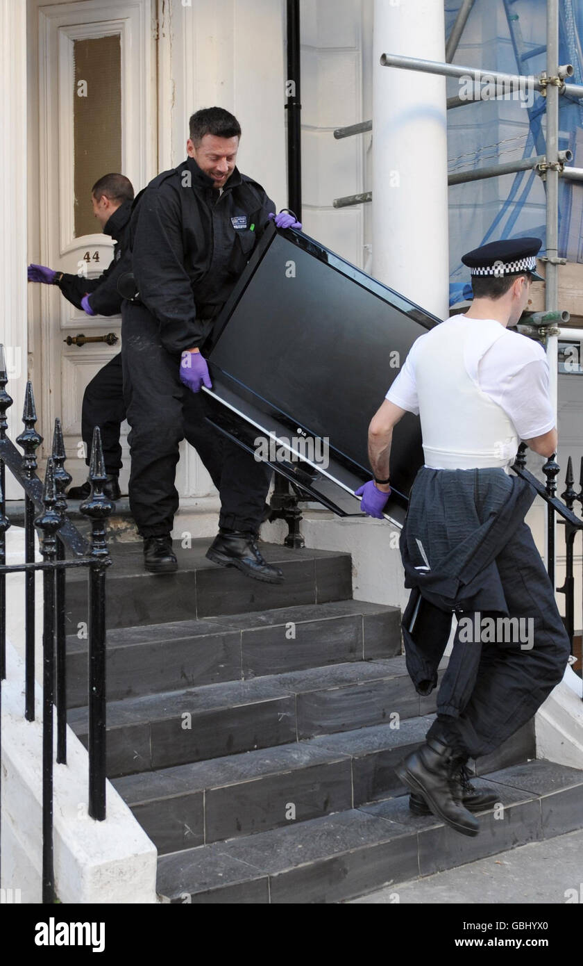 Dawn raids hi-res stock photography and images - Alamy