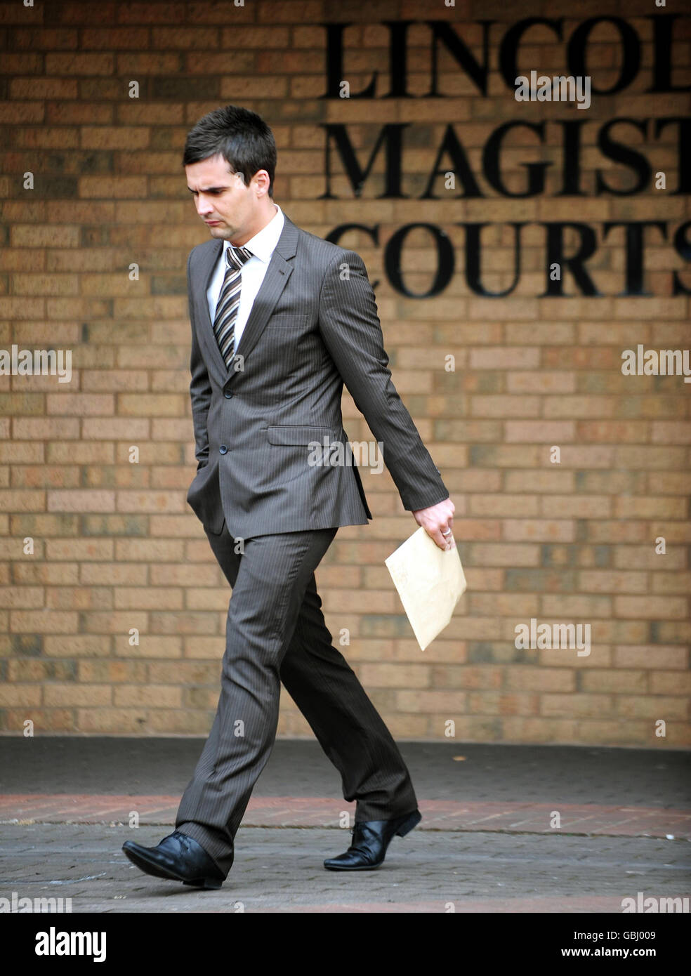 Lincoln magistrates court courts hi-res stock photography and images ...