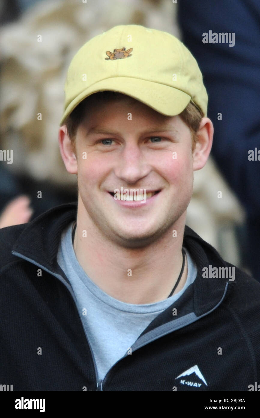 Hrh prince harry in stands hi-res stock photography and images - Alamy