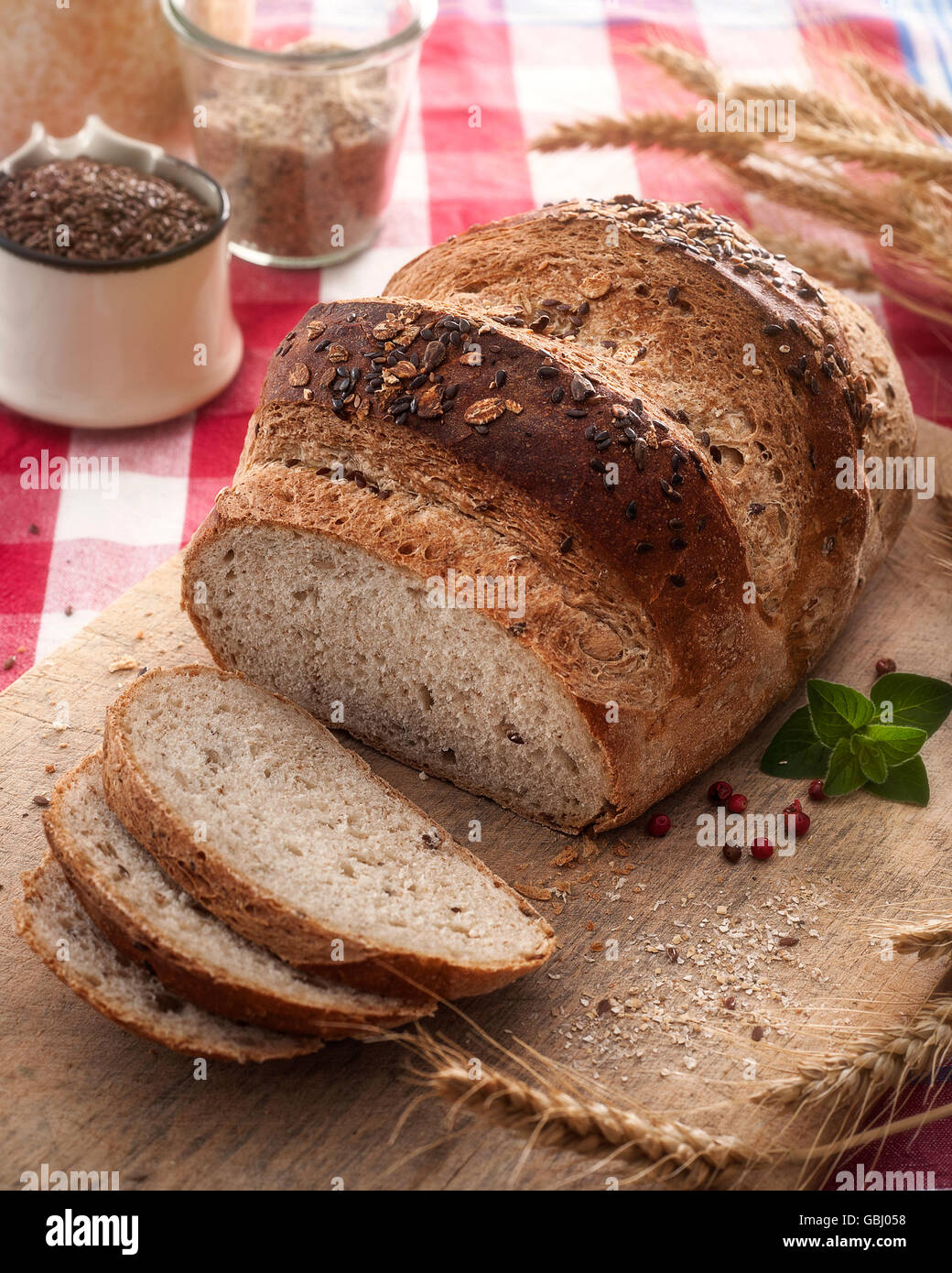 Rustic bread hi-res stock photography and images - Alamy