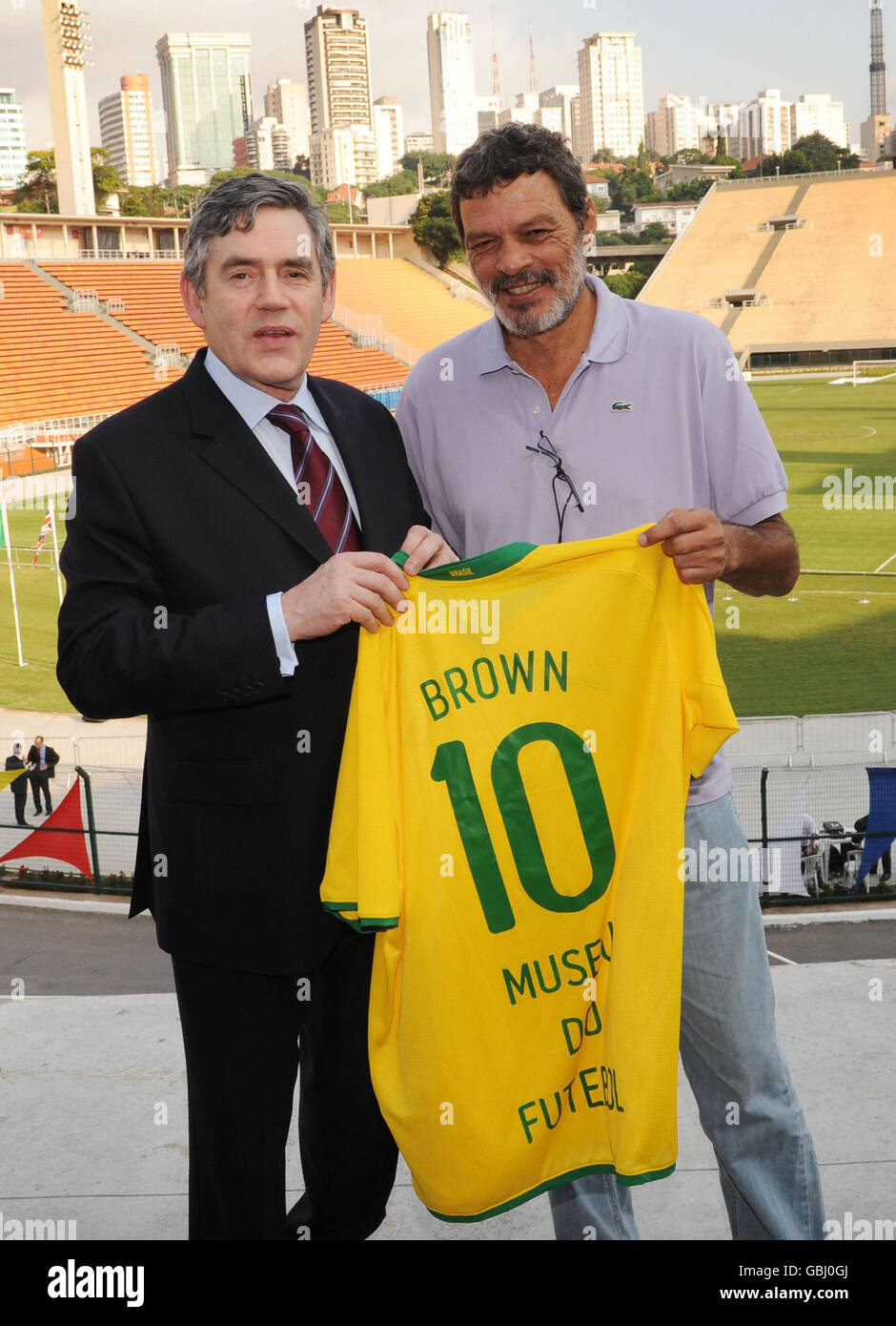 Socrates brazil football hi-res stock photography and images - Alamy