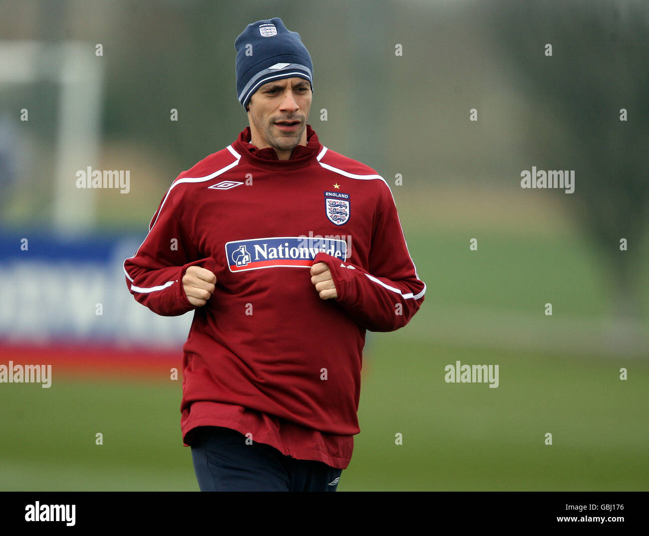 Rio ferdinand training england hi-res stock photography and images - Alamy