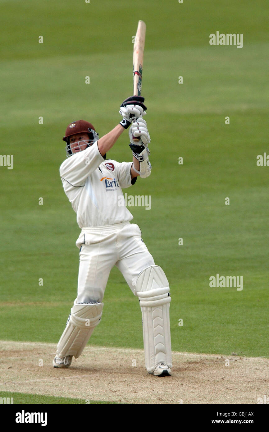 Cricket jonathan batty action hi-res stock photography and images - Alamy