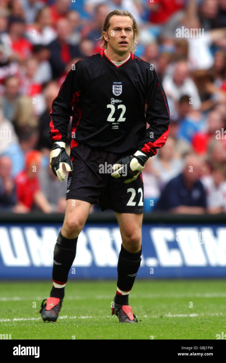 Goalkeeper ian walker hi-res stock photography and images - Alamy