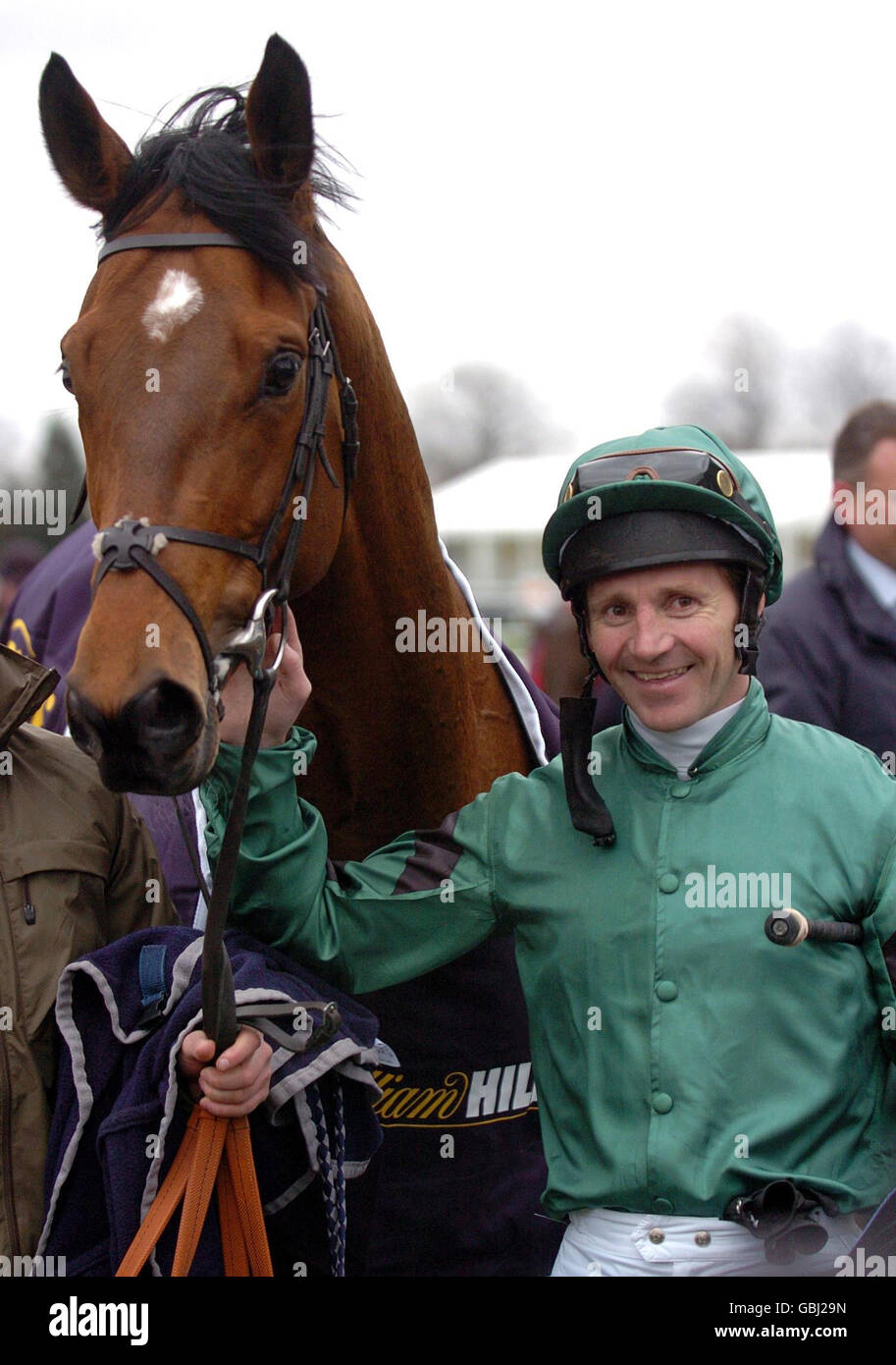 Jockey Jimmy Fortune celebrates his victory on Expresso Star in the ...