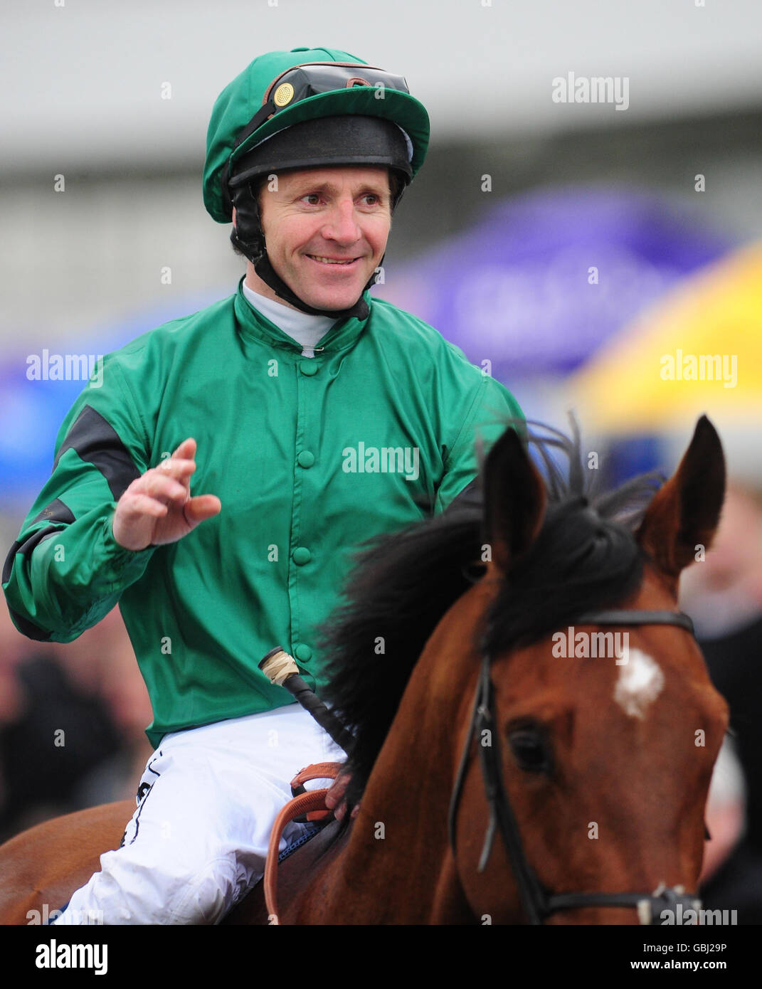 Jockey Jimmy Fortune celebrates his victory on Expresso Star in the ...
