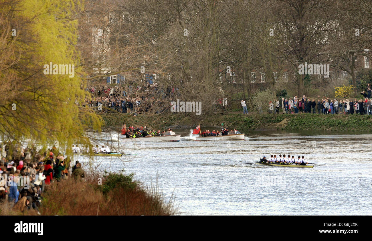 Rowing - The Boat Race 2009 - River Thames. Oxford (right) have the ...