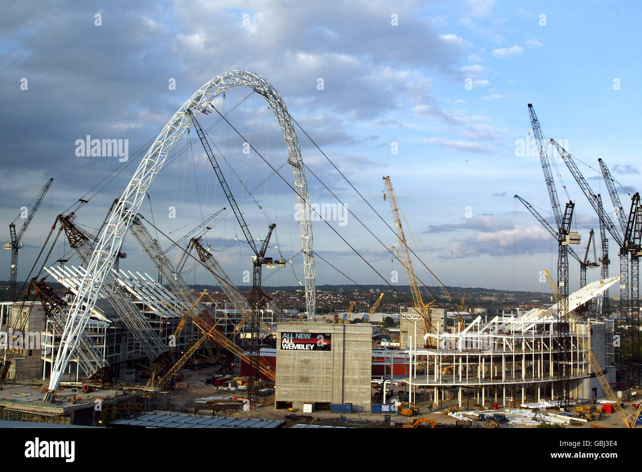 Soccer - New Wembley Construction Stock Photo - Alamy