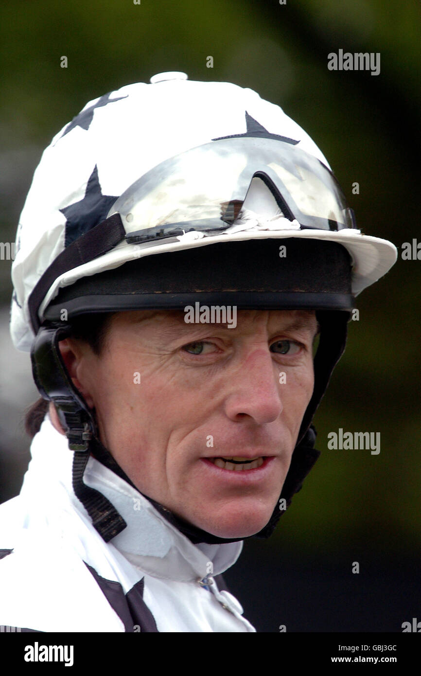 Keiren fallon jockey horseracing horse racing hi-res stock photography ...