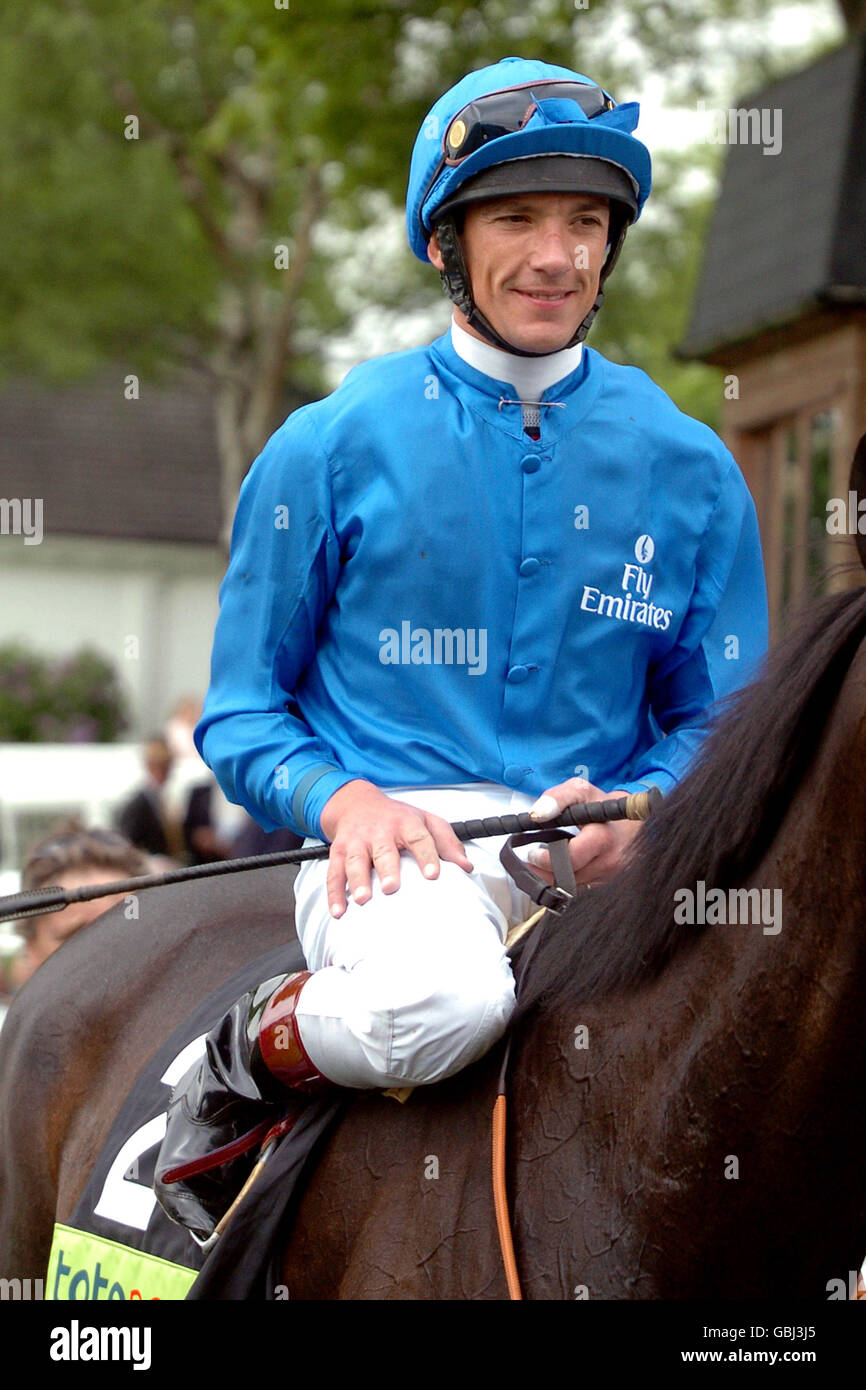 Frankie dettori on crimson palace after winning the totepool middleton ...