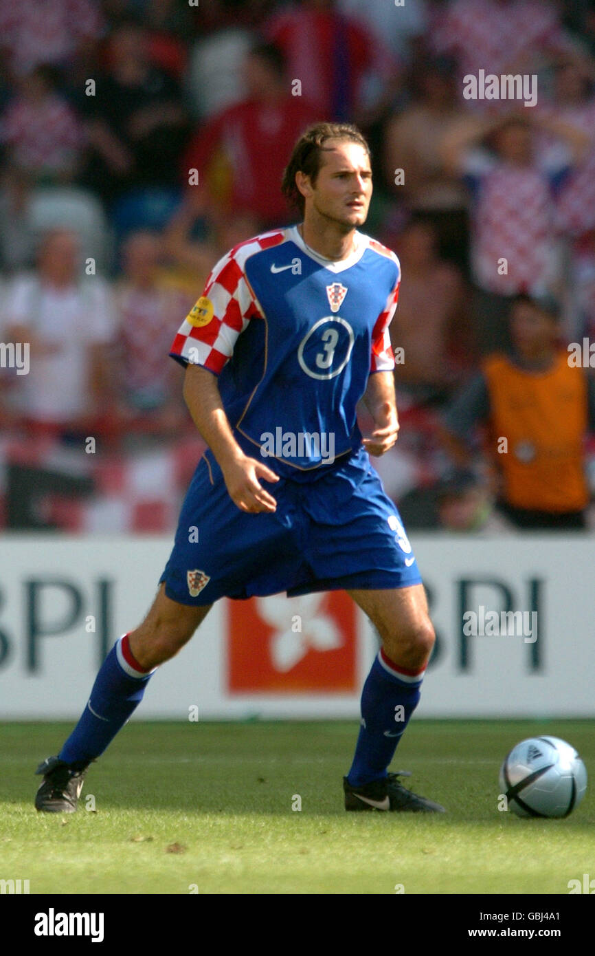 Soccer - UEFA European Championship 2004 - Group B - Switzerland v ...