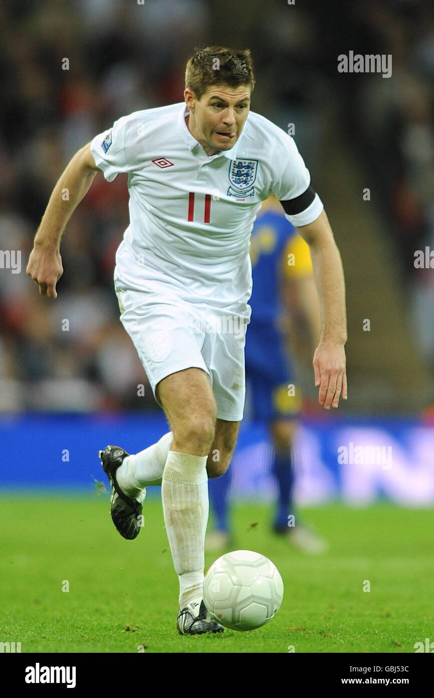 Full length football wc2010england wc2010england2 hi-res stock ...