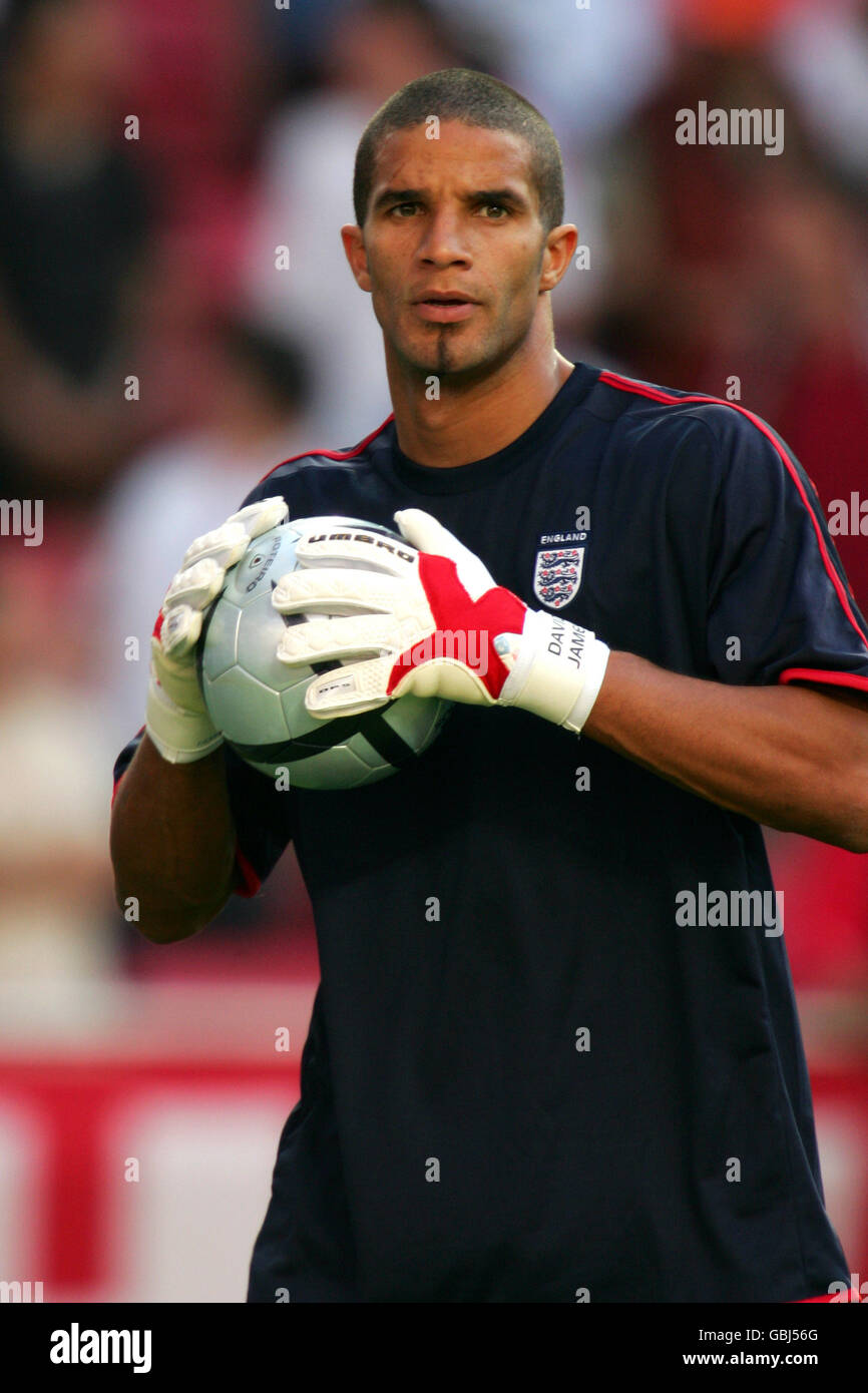 Soccer - UEFA European Championship 2004 - Group B - France v England ...