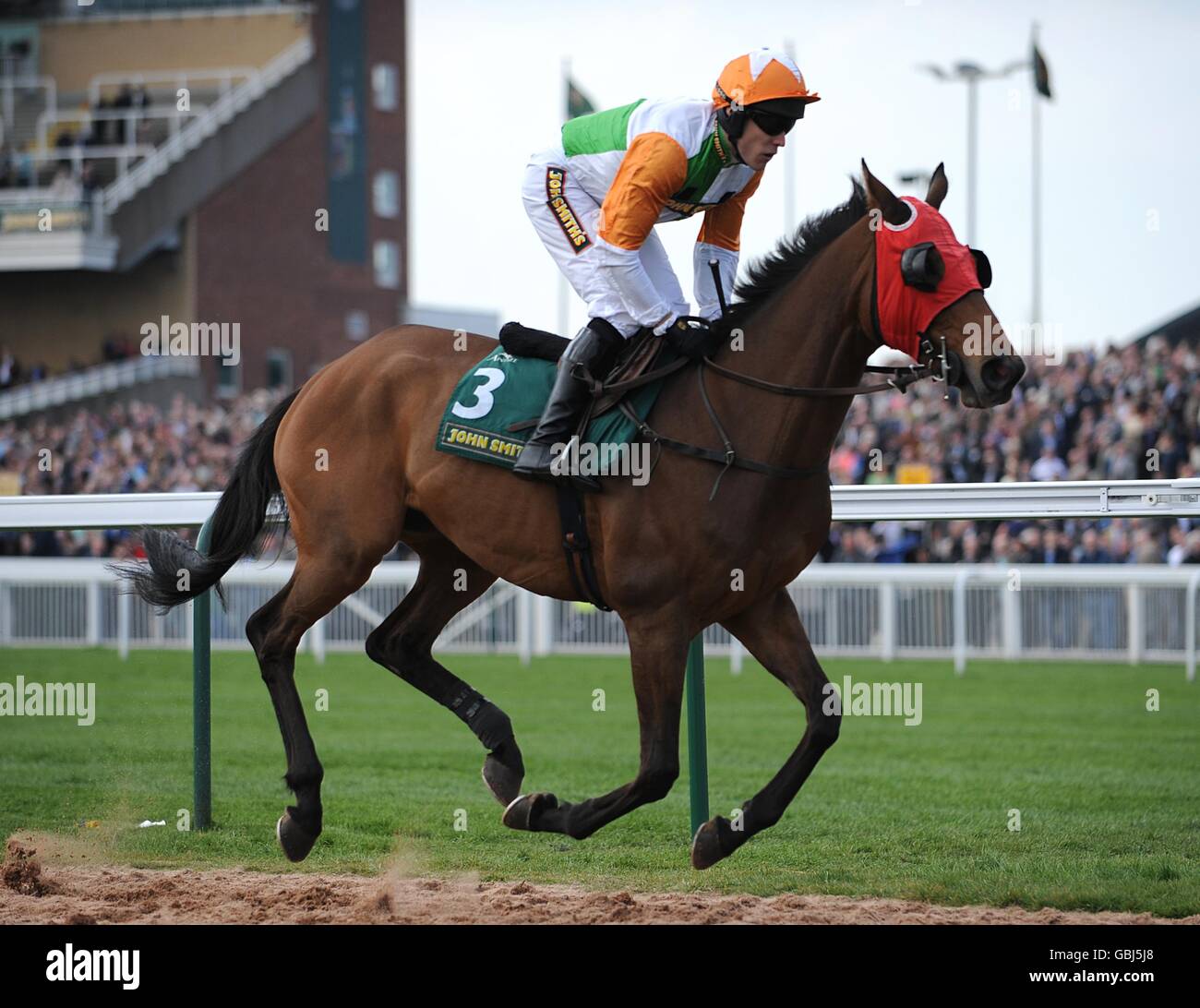 Horse Racing - The 2009 John Smith's Grand National Meeting - Day One ...