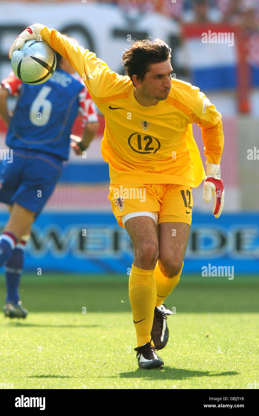 Croatia goalkeeper tomislav butina hi-res stock photography and images ...
