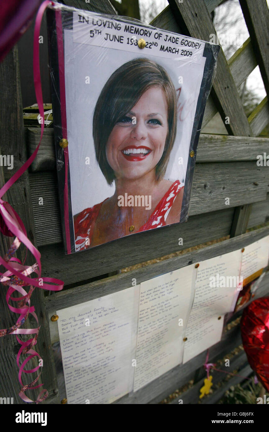 A photograph of Jade Goody and a message from her hangs from a fence ...