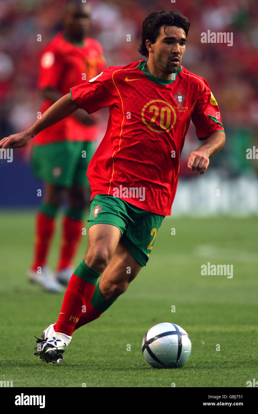 Soccer - UEFA European Championship 2004 - Group A - Russia v Portugal ...