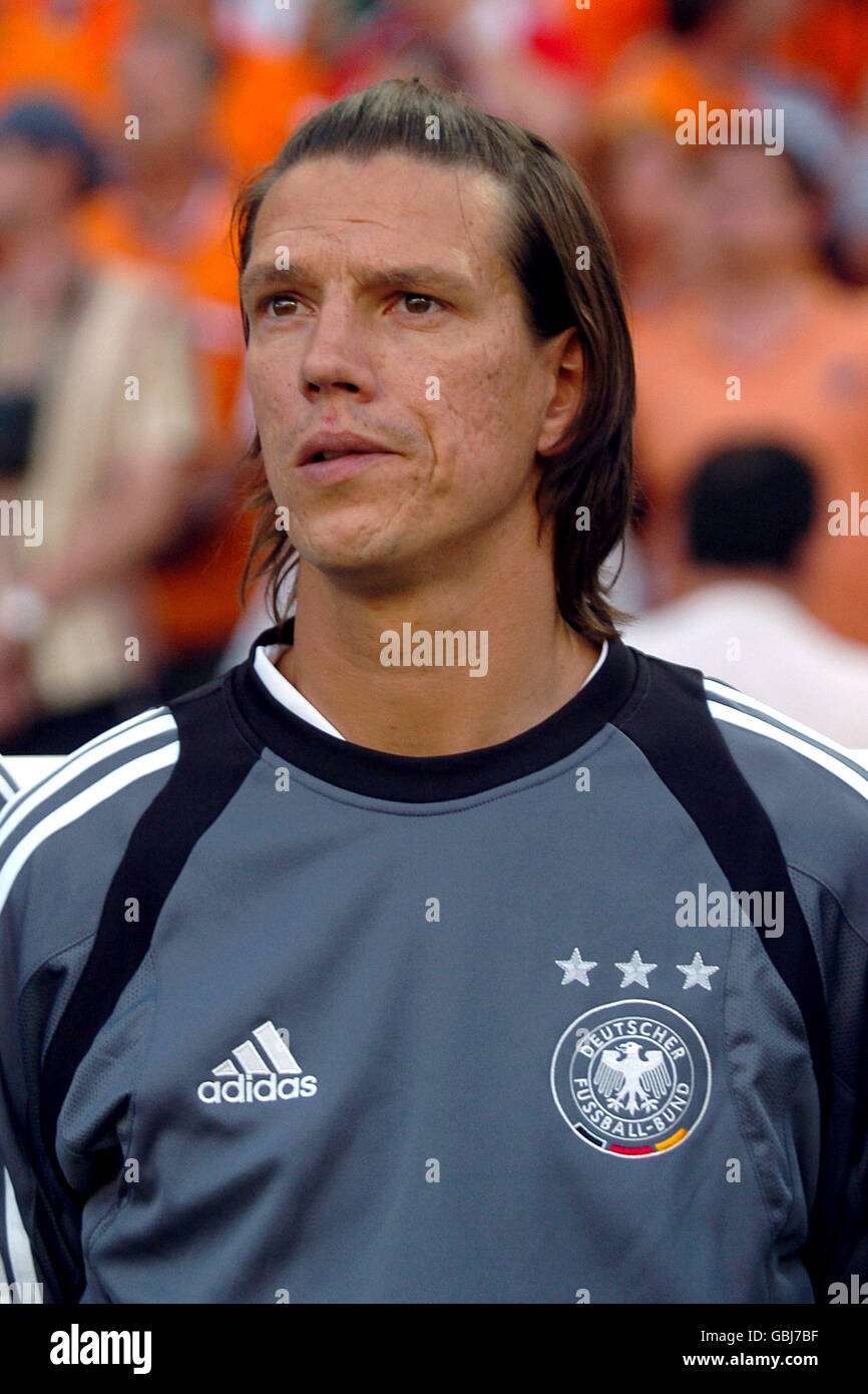 Netherlands football euro 2004 headshot hi-res stock photography and ...
