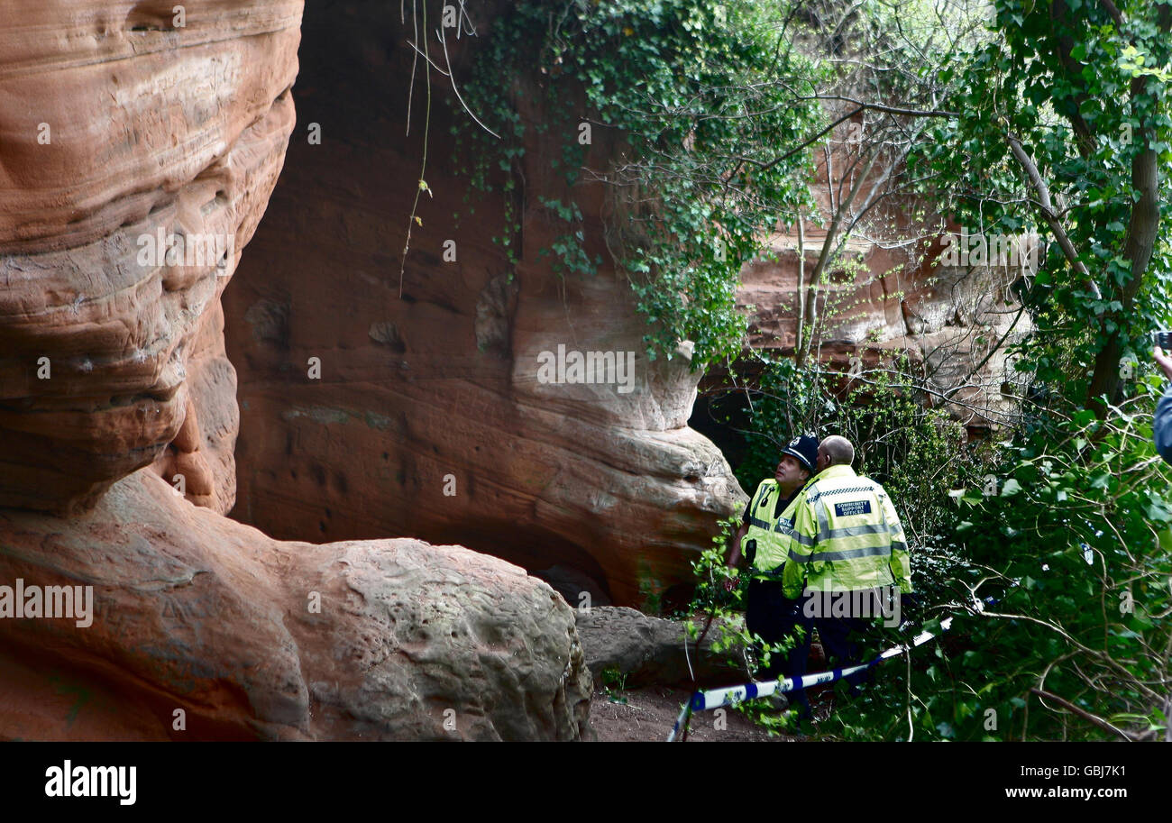 Cave roof collapse Stock Photo - Alamy Cave roof collapse Stock Photo - Alamy