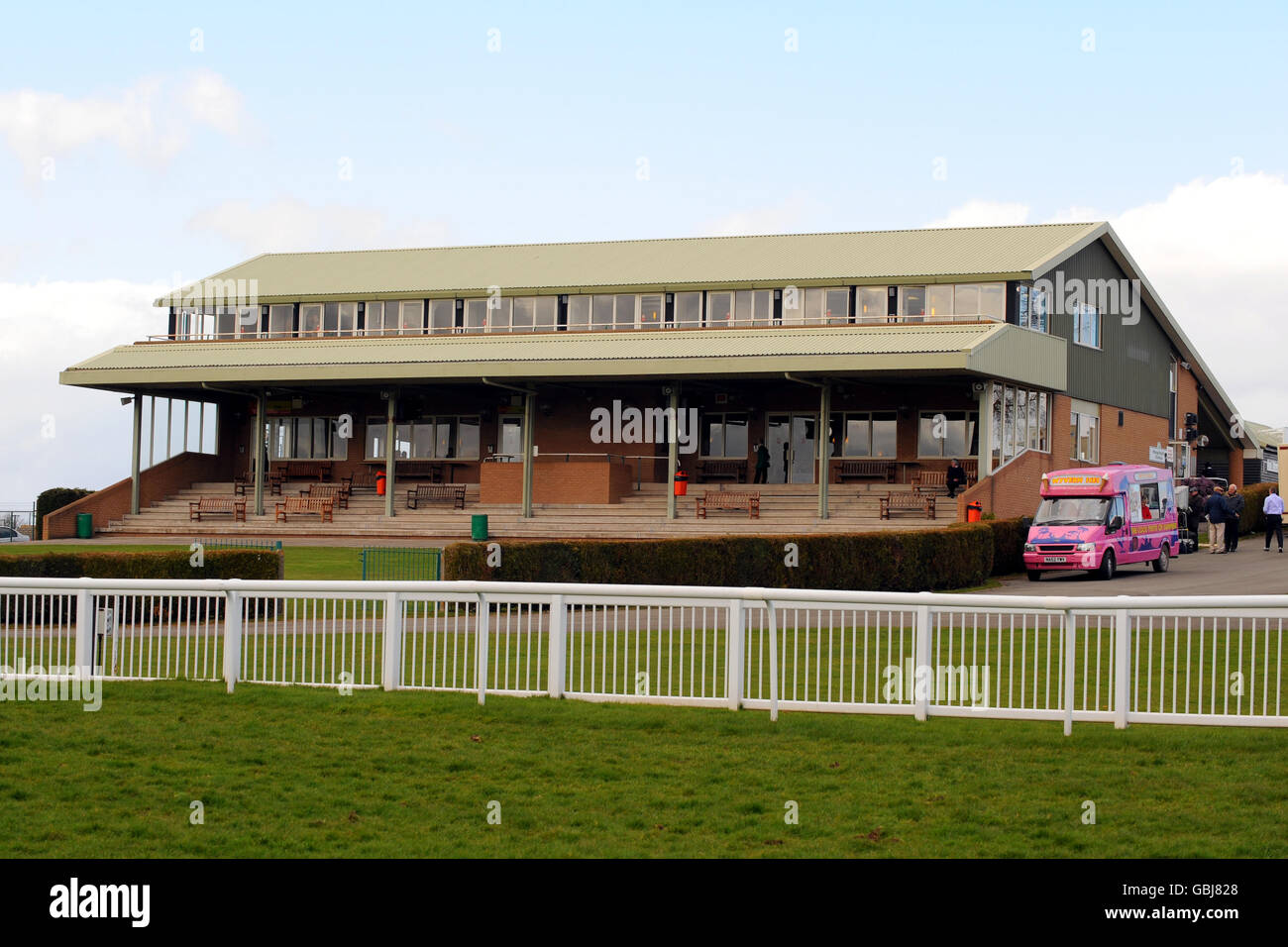 Hereford racecourse general hi-res stock photography and images - Alamy