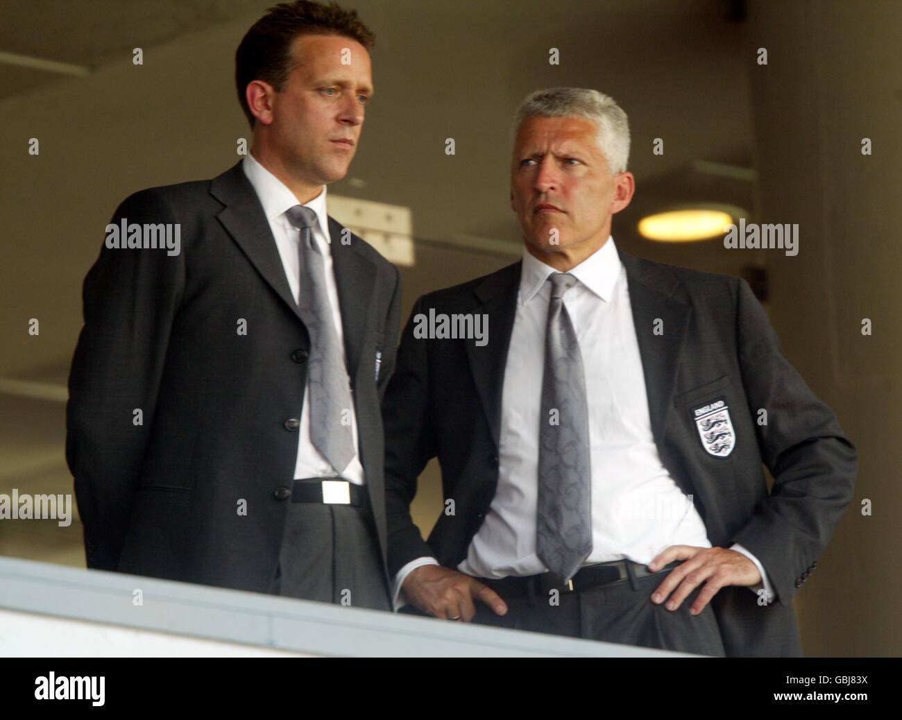 L R Group Chief Executive High Resolution Stock Photography and Images ...