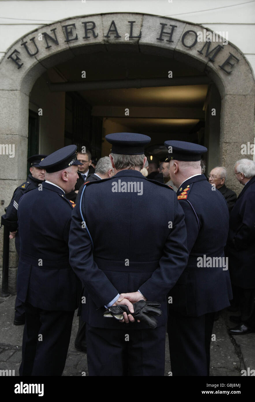 Garda funeral hi-res stock photography and images - Alamy